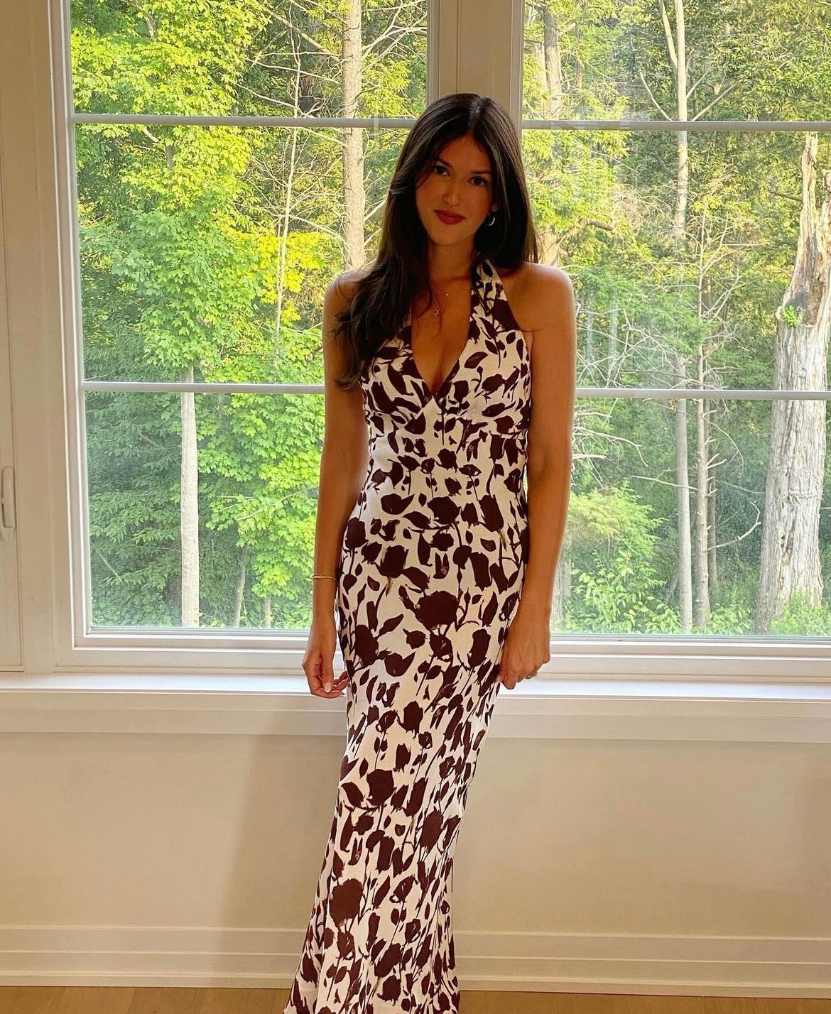 Réalisation Par The Simone Dress – 02HIRE